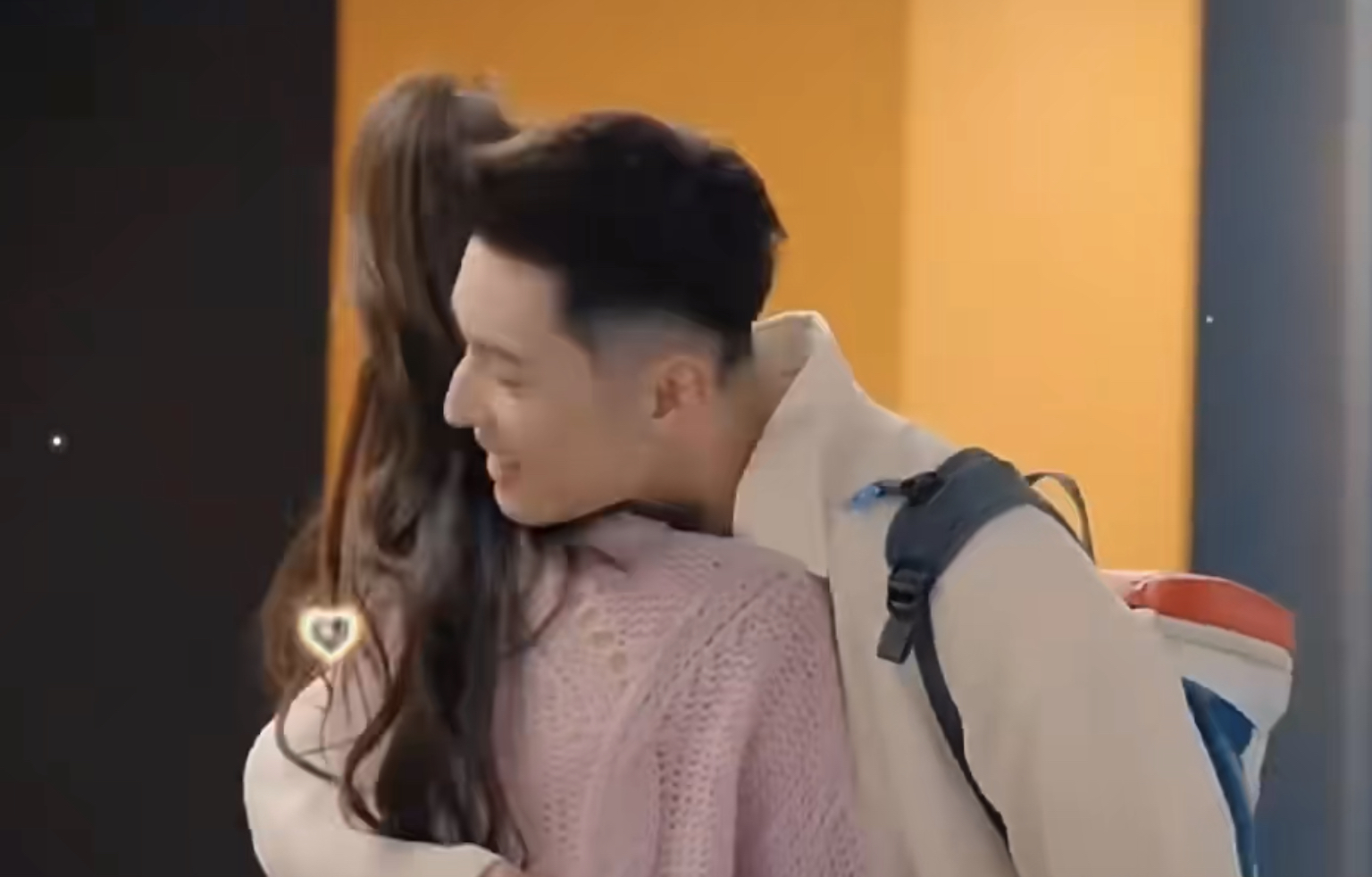 After "Heartbeat 5" and Jin Jiayue broke up, the male 4 traveled with his new girlfriend, and ...