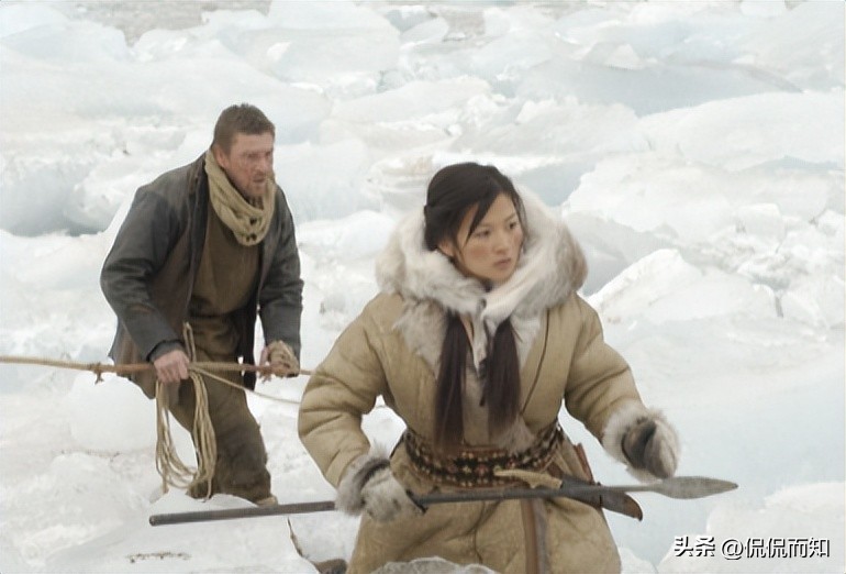 "Blood Detective 1983": In a social environment full of dangers, how do ...