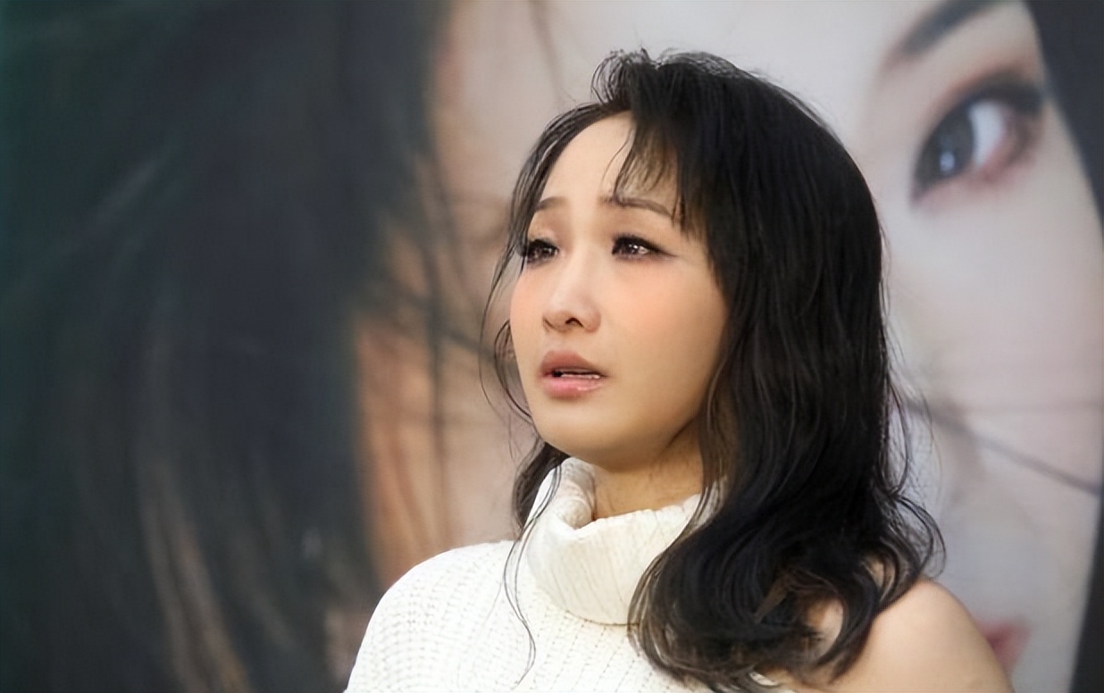 regret!Singer Zhu Lijing died of cancer at the age of 40 - iNEWS