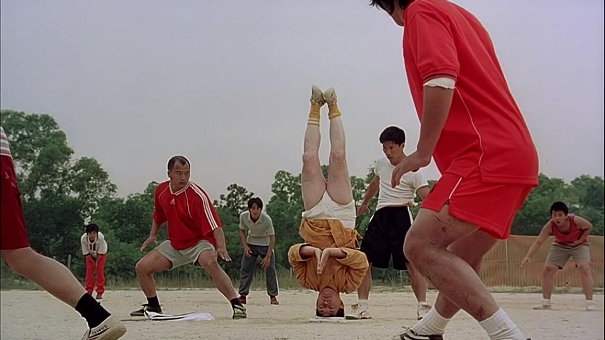 The movie "Shaolin Soccer" directed by Stephen Chow uses comedy to show ...
