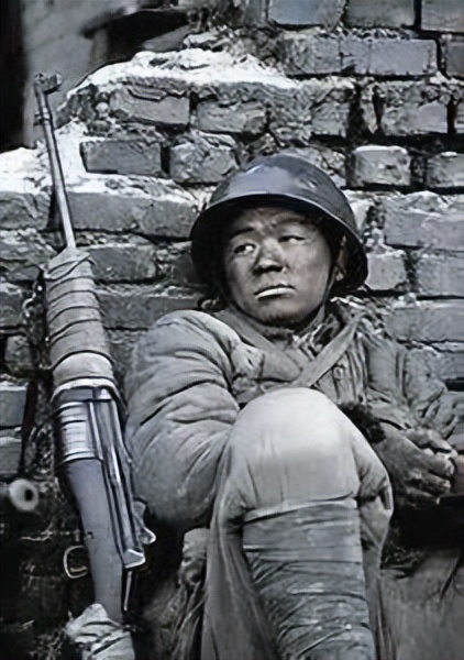 Shun Liu's gun is rare and unusual, but it's not a sniper gun at all ...