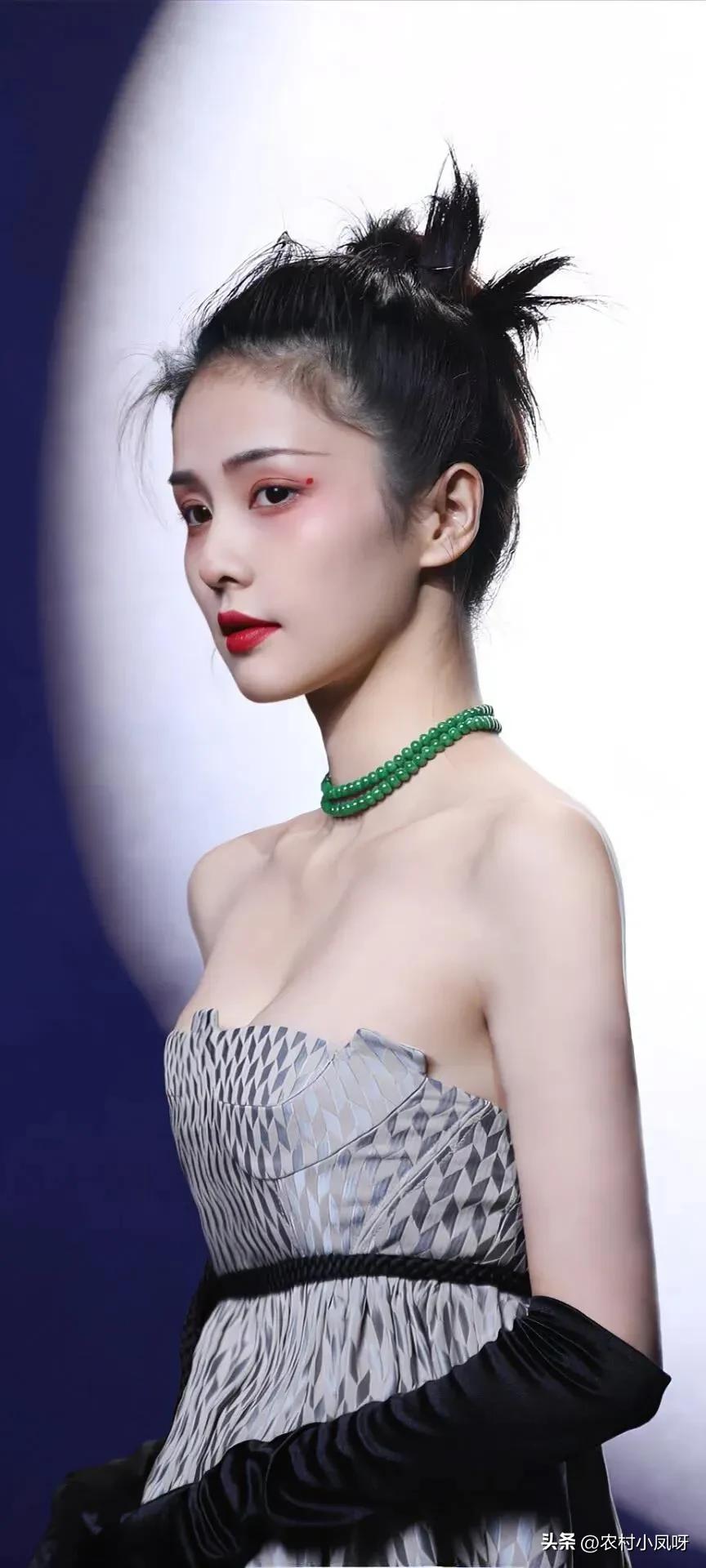 Share pictures - Temperament Goddess Bailu - iMedia