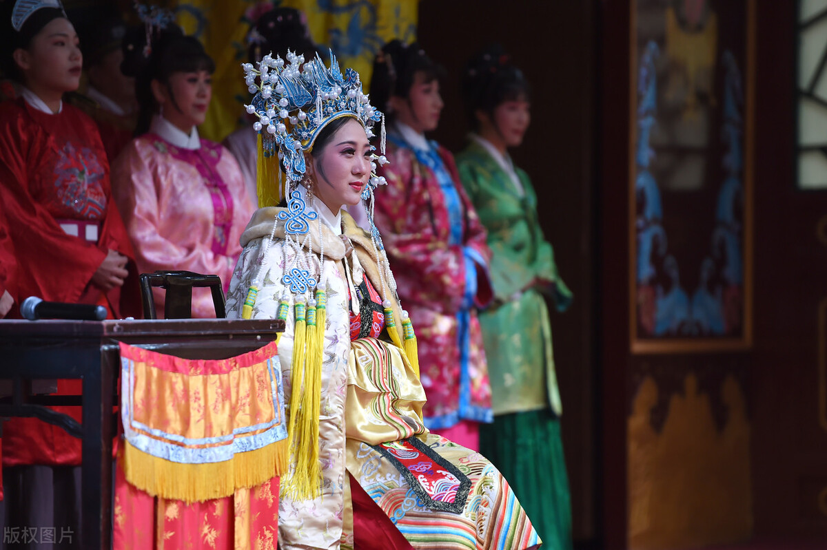 Yuanchun family visit - iNEWS