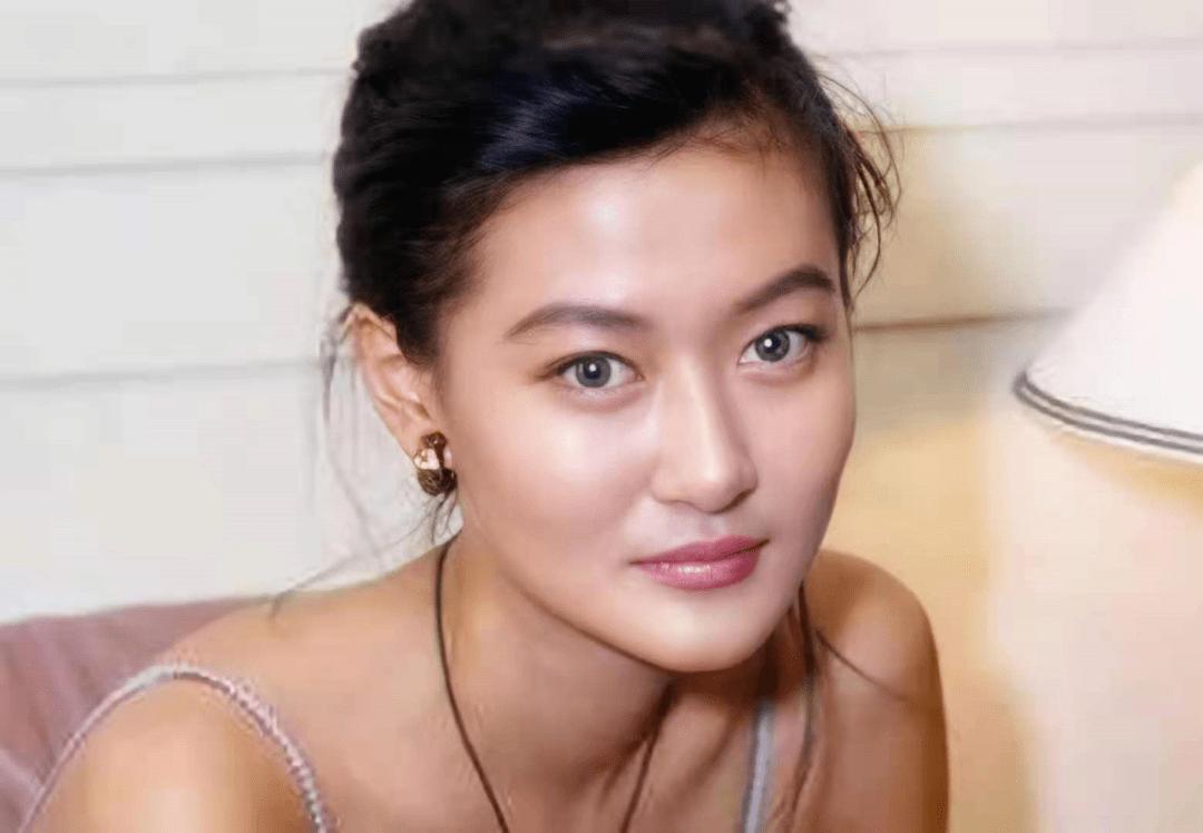 Chen Baolian: As beautiful as Qiu Shuzhen, she was sold by her mother ...