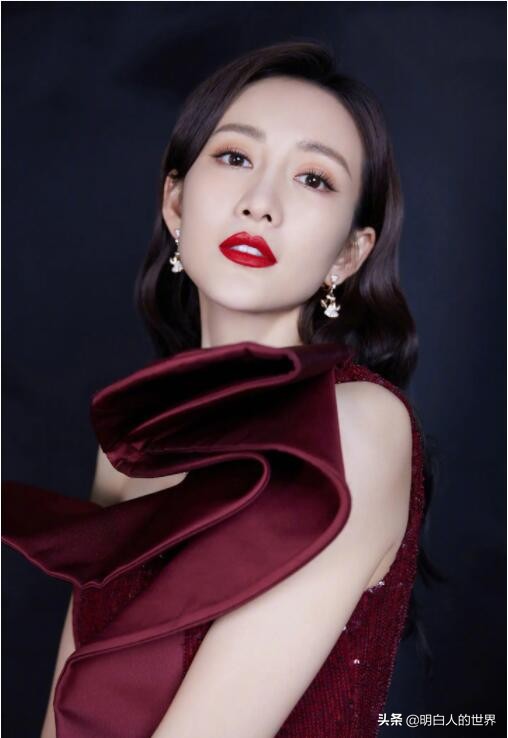 Wang Ou, who was born as a model, has good looks and temperament - iNEWS