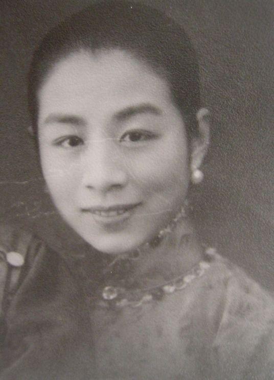 After her husband cheated on her adopted daughter, she escaped from a ...