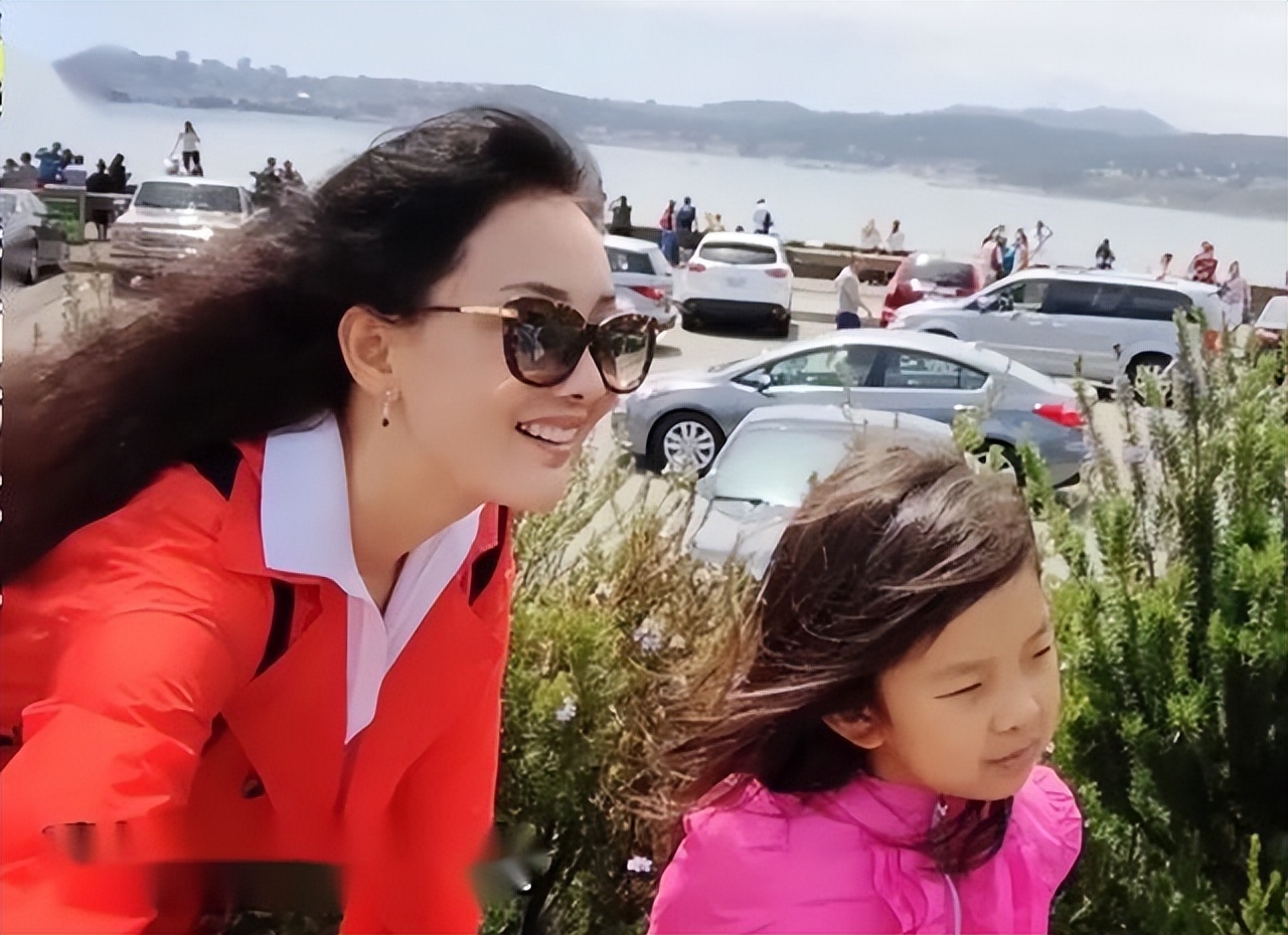 Niu Li: Married to an “outsider” who was 7 years older than her at the ...