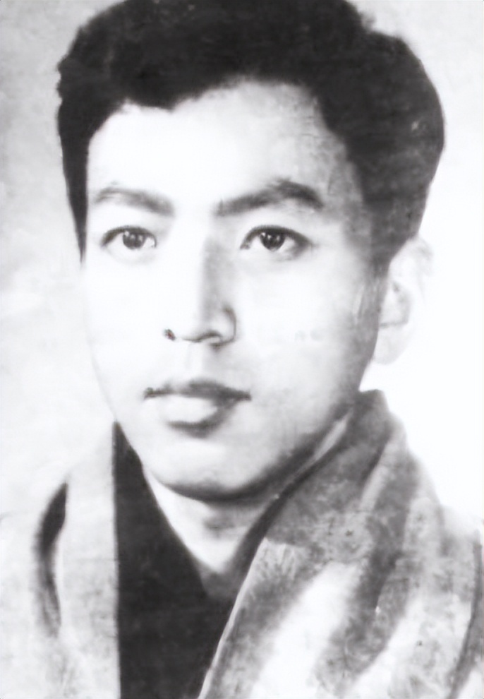 A precious group photo of Lin Biao's son and daughter in the 1970s. If ...