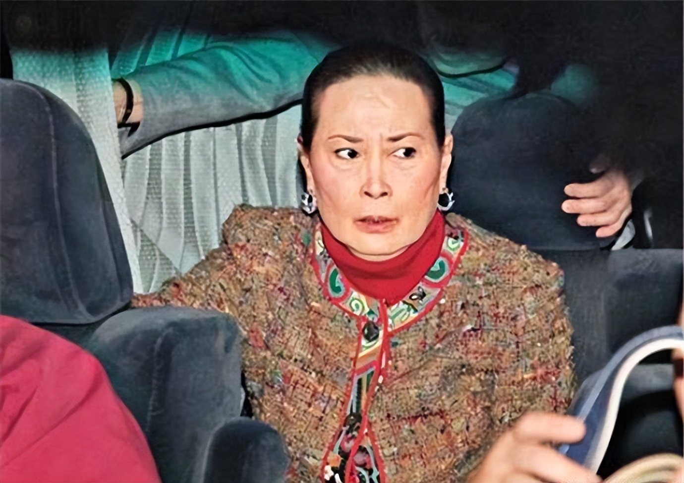 Liang Anqi entered the door in 1989, why did Lan Qiongying lose her ...
