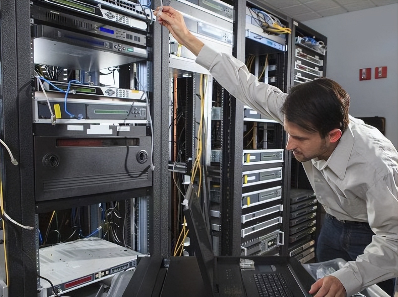 Encrypted ransomware virus attack nas server server decrypted data ...