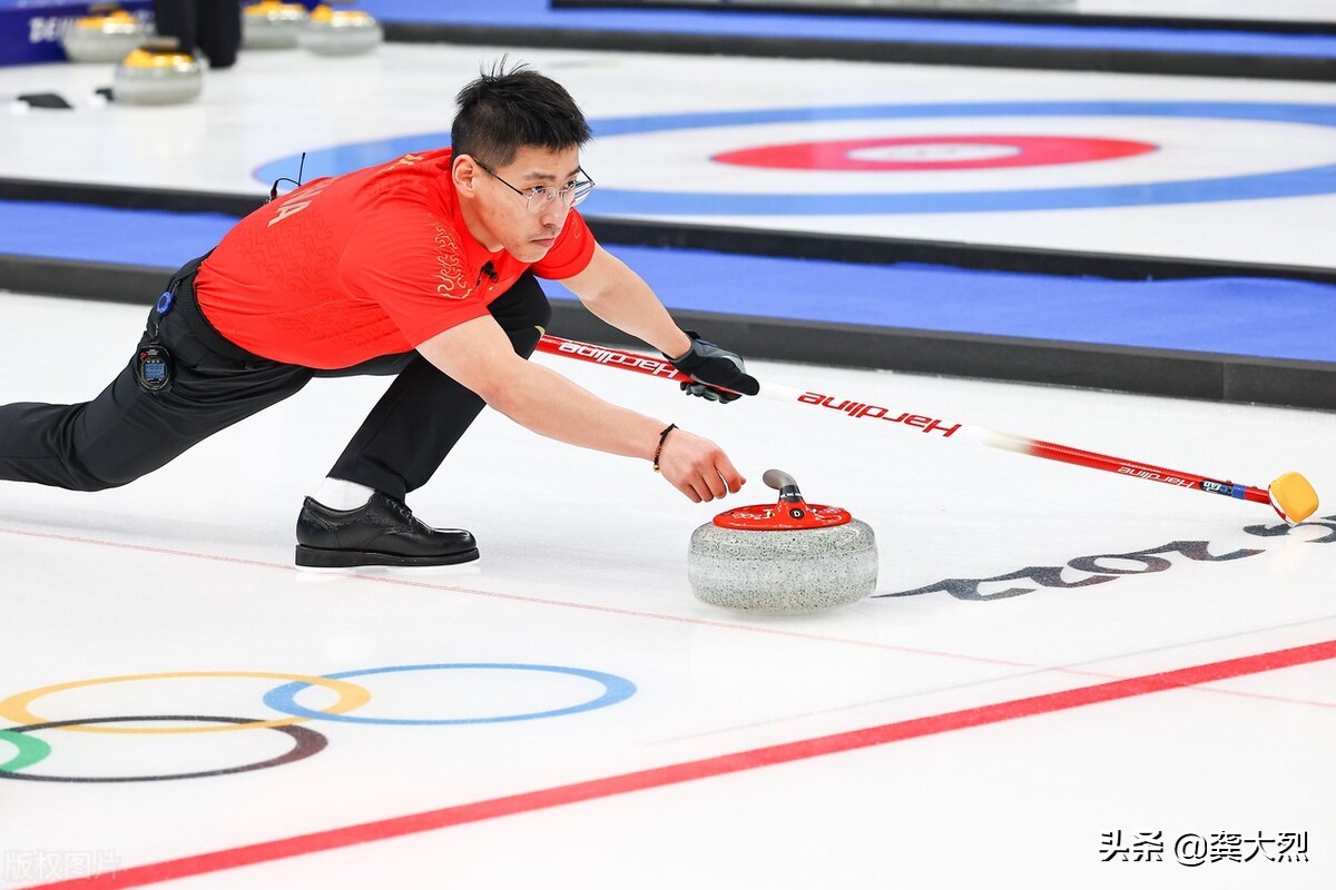 1st Tiger in the Year of the Tiger!Chinese curling mixed doubles pair ...