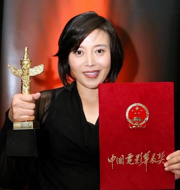 A born fierce actress! They are full of mean faces, and it is difficult ...