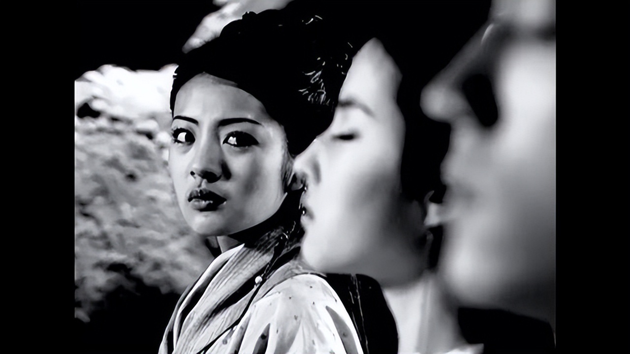 Healing singer Ah Sang: She lived under the fence since she was a child ...