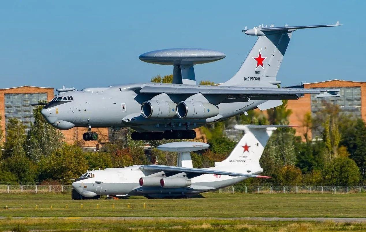 The U.S. military is reinstalling strategic early warning aircraft, and ...