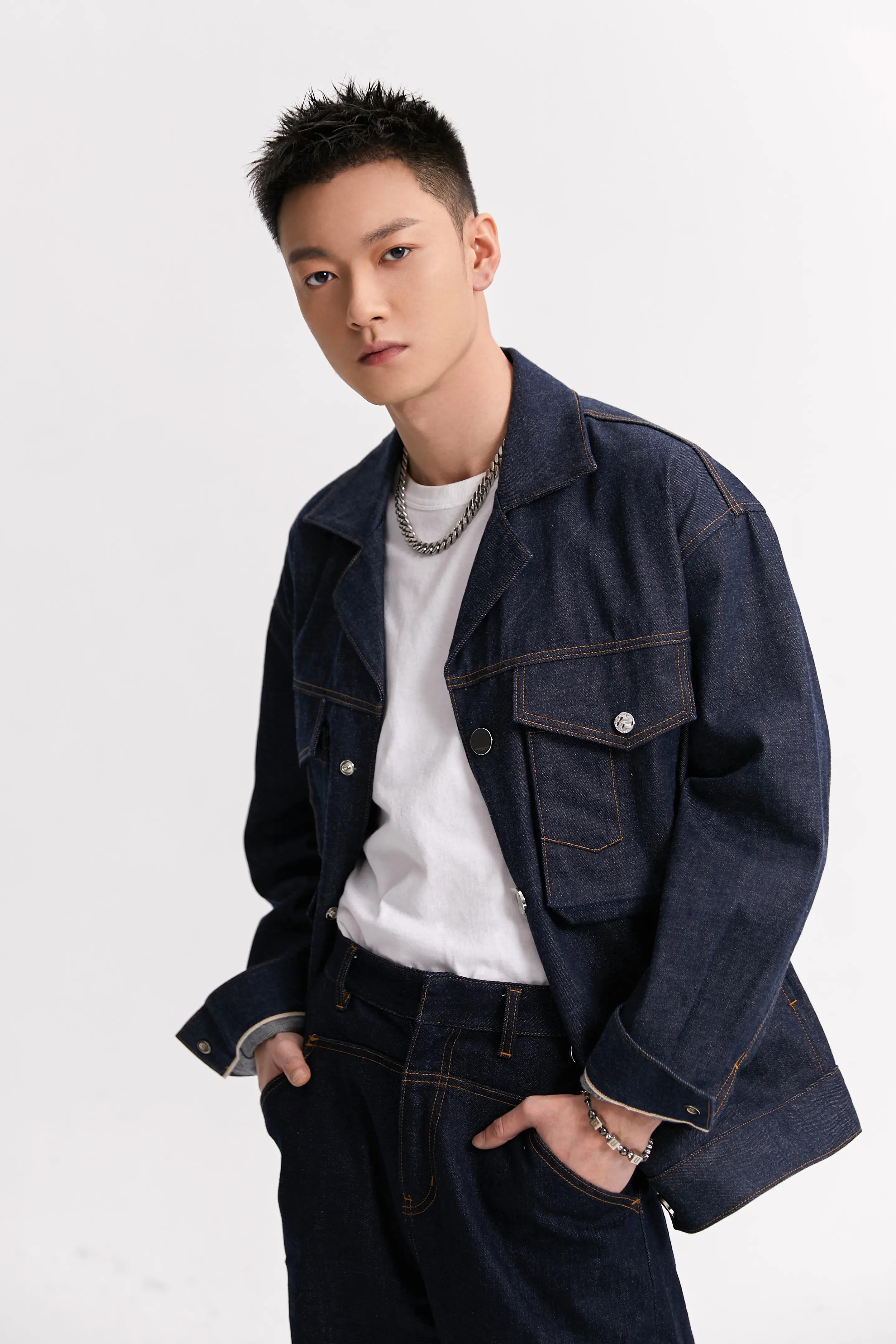 Zhang Guansen exposes casual wear photo "Come for You" "Jiang Tiancheng ...