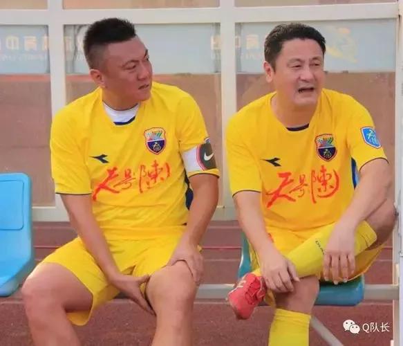 Legend has it that Wei Qun was cut with 17 knives and had more than 200 ...