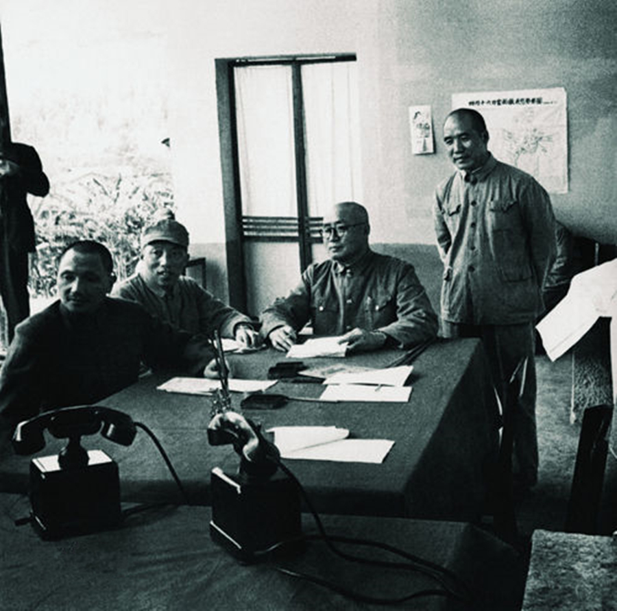 Straight to the back of the Dabie Mountains, Bai Chongxi desperately ...