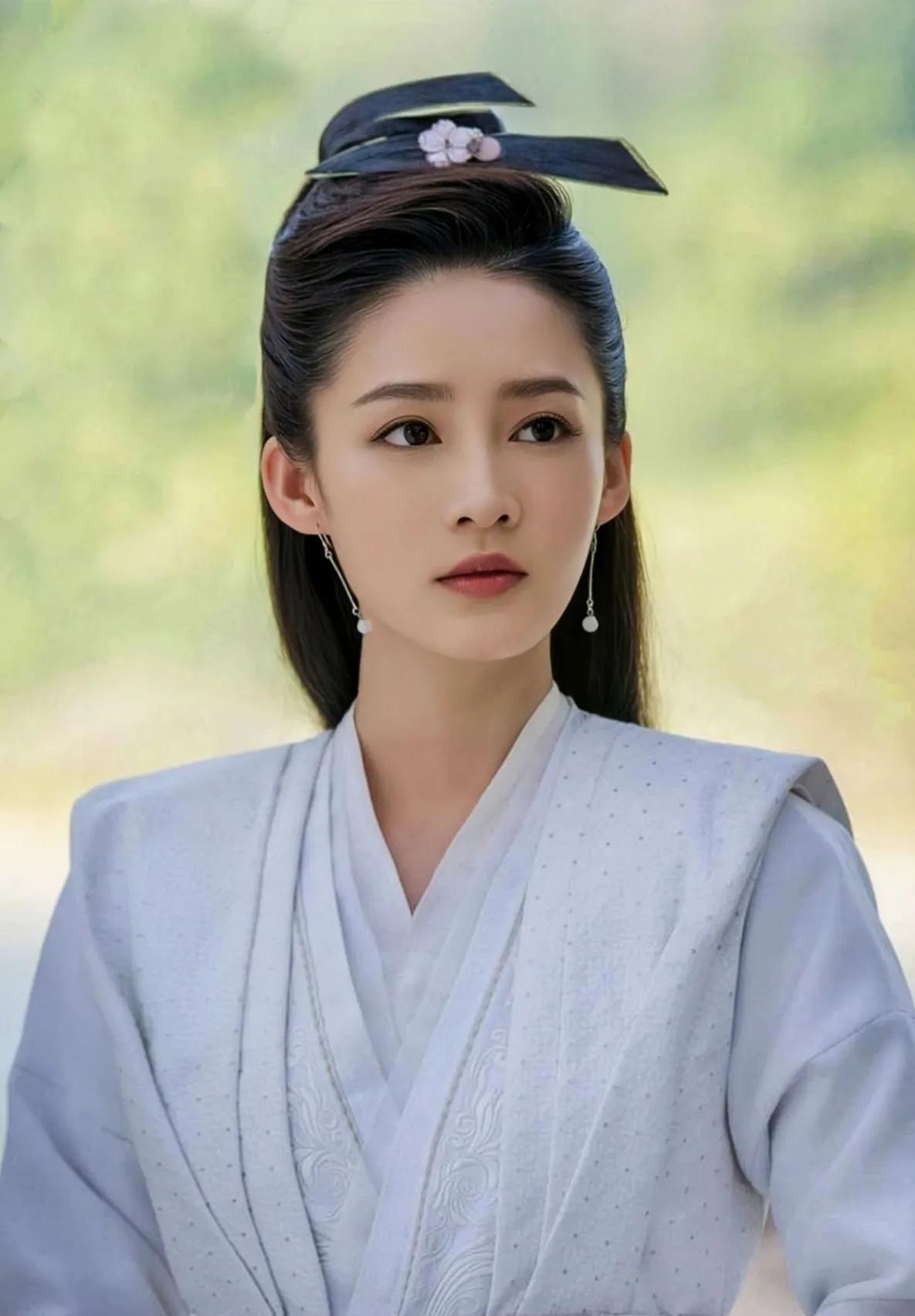 Sharing of beauties in ancient costumes——Li Qinzhi Lin Waner's wardrobe ...