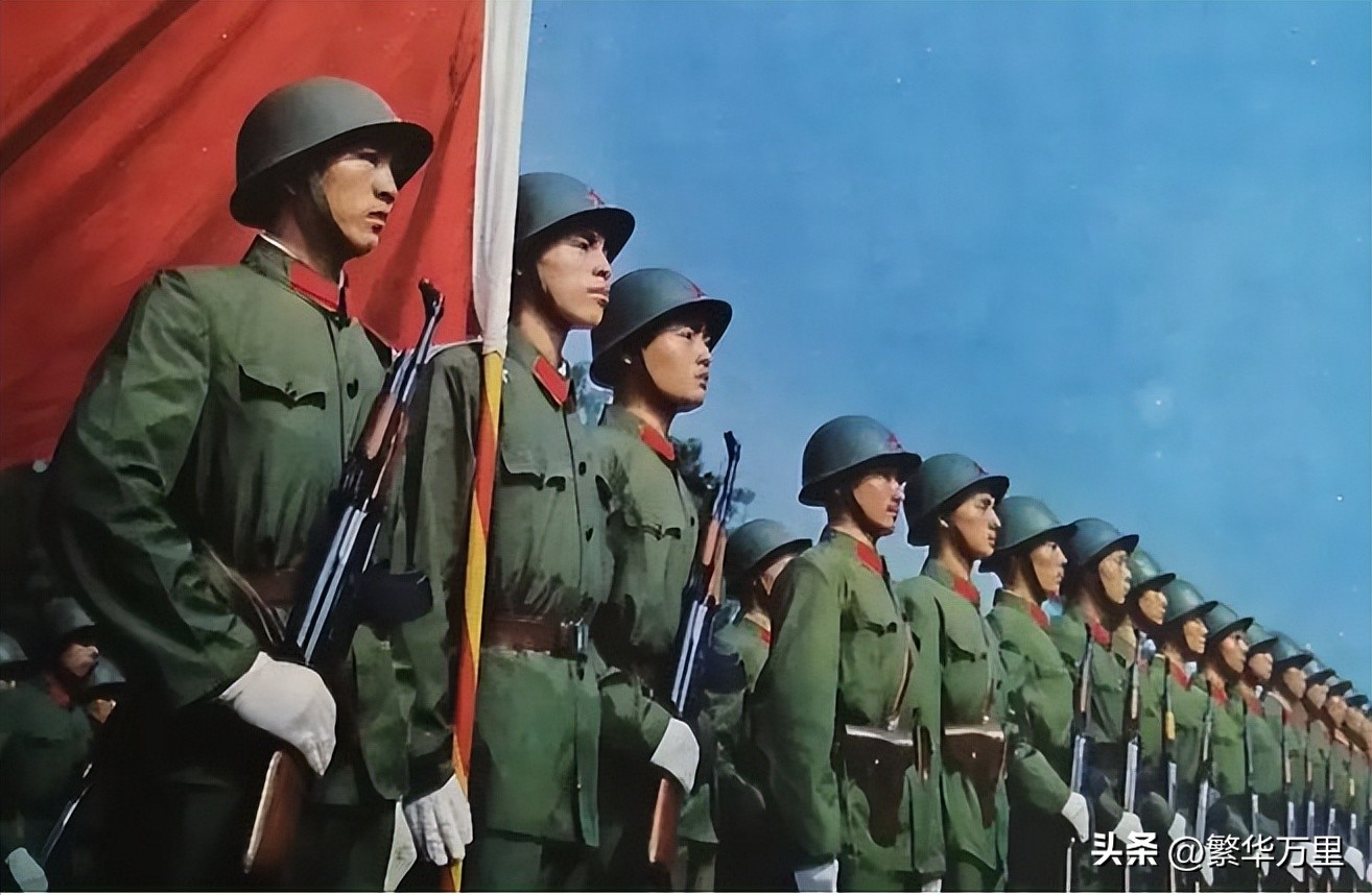 In the 1980s, how many troops did a standard infantry division of the ...