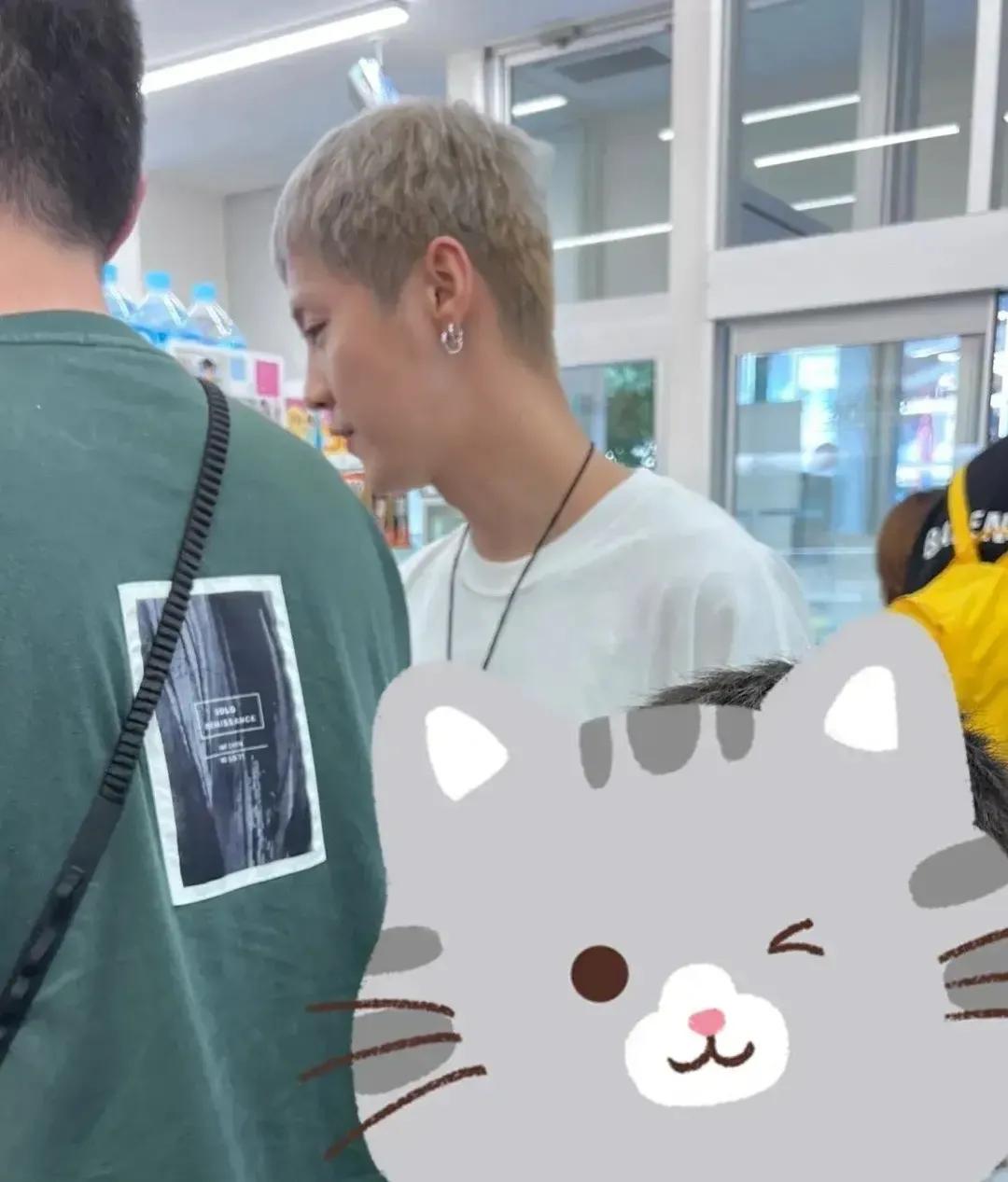 Lu Han, Guan Xiaotong and Qixi Festival reappear in Japan! - iNEWS
