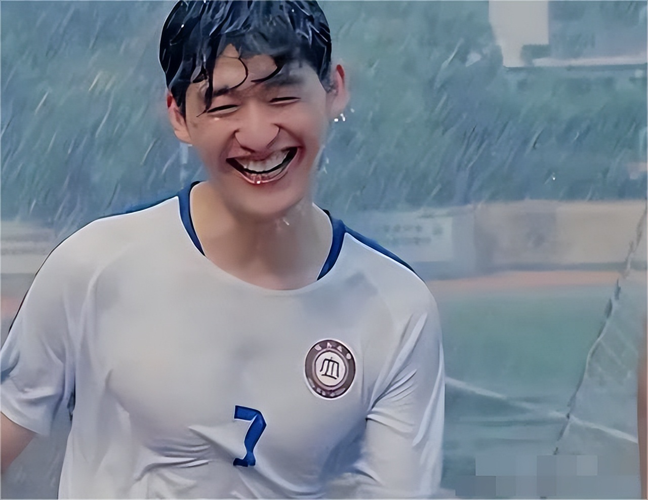 Overconfident! Fat, belly, chicken, 5 male stars with "unexpected ...