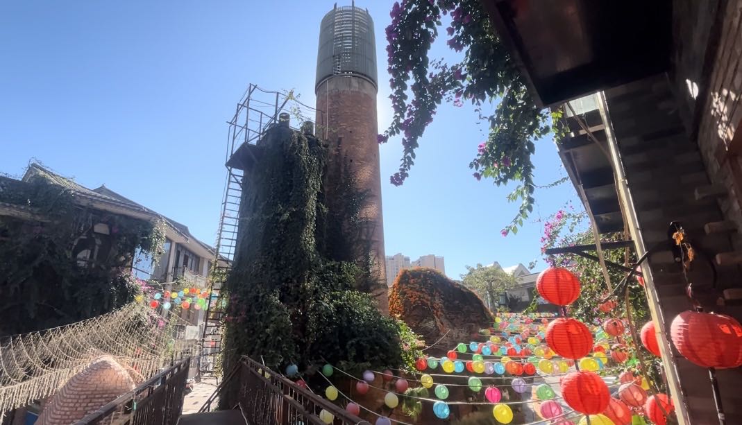 The dilapidated factory was transformed into an Internet celebrity ...