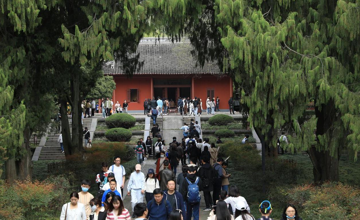 Ming Xiao Mausoleum in Nanjing: A Dialogue between Man and History - iMedia