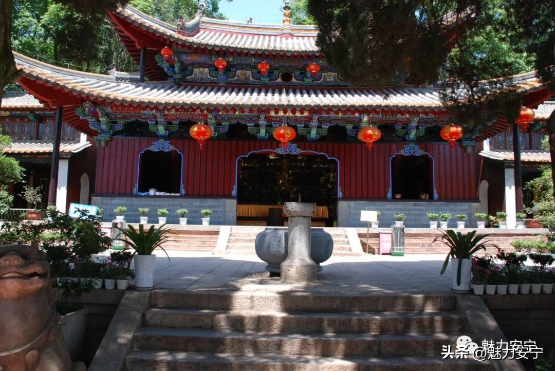 Humanistic Tranquility | Hot Spring Caoxi Temple - iMedia