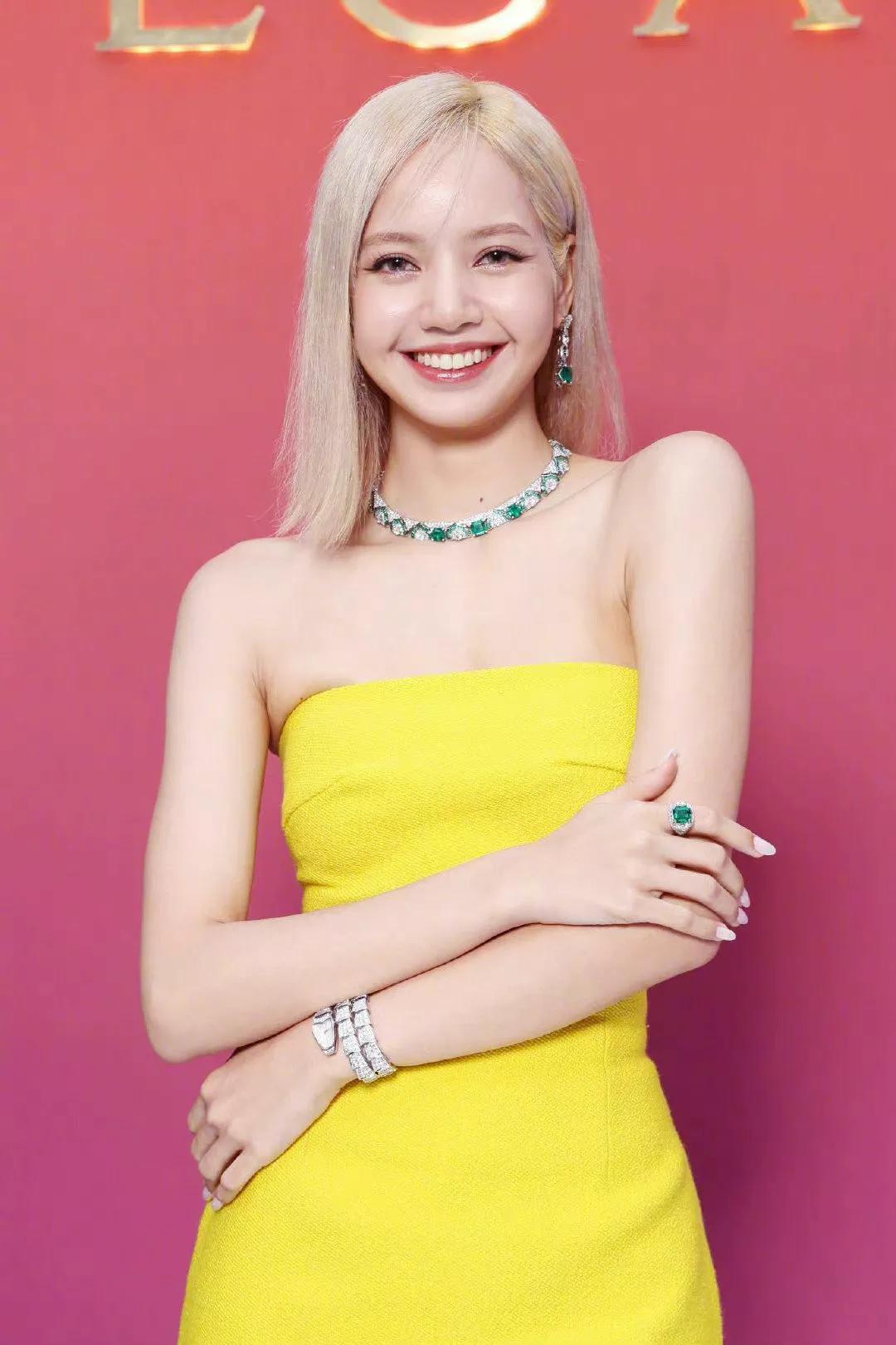 Lisa is gorgeous - iMedia