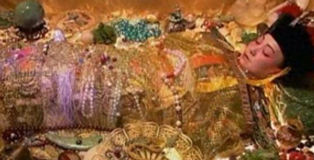 After the death of ancient emperors, why were the legs of the ...