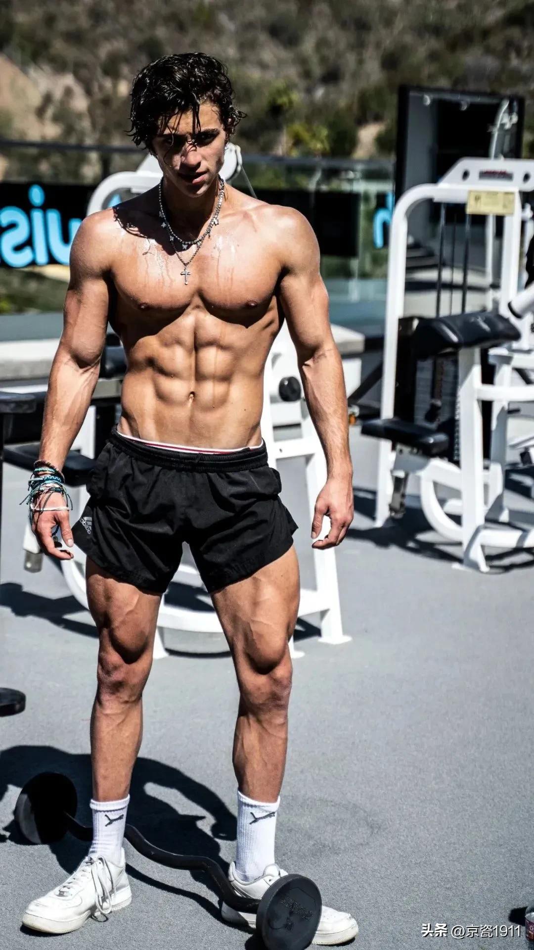 Charlie Puth, Gree! - iNEWS