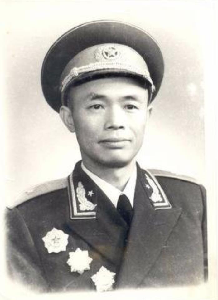 Major General Zhong Wei sighed on his deathbed: I don't need to make up ...