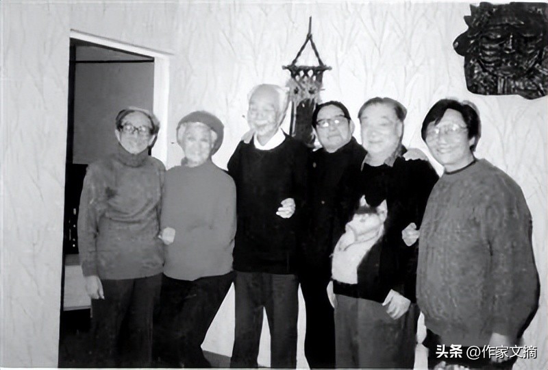 Zhao Heng: Uncle Yang Xianyi and old friends - iNEWS