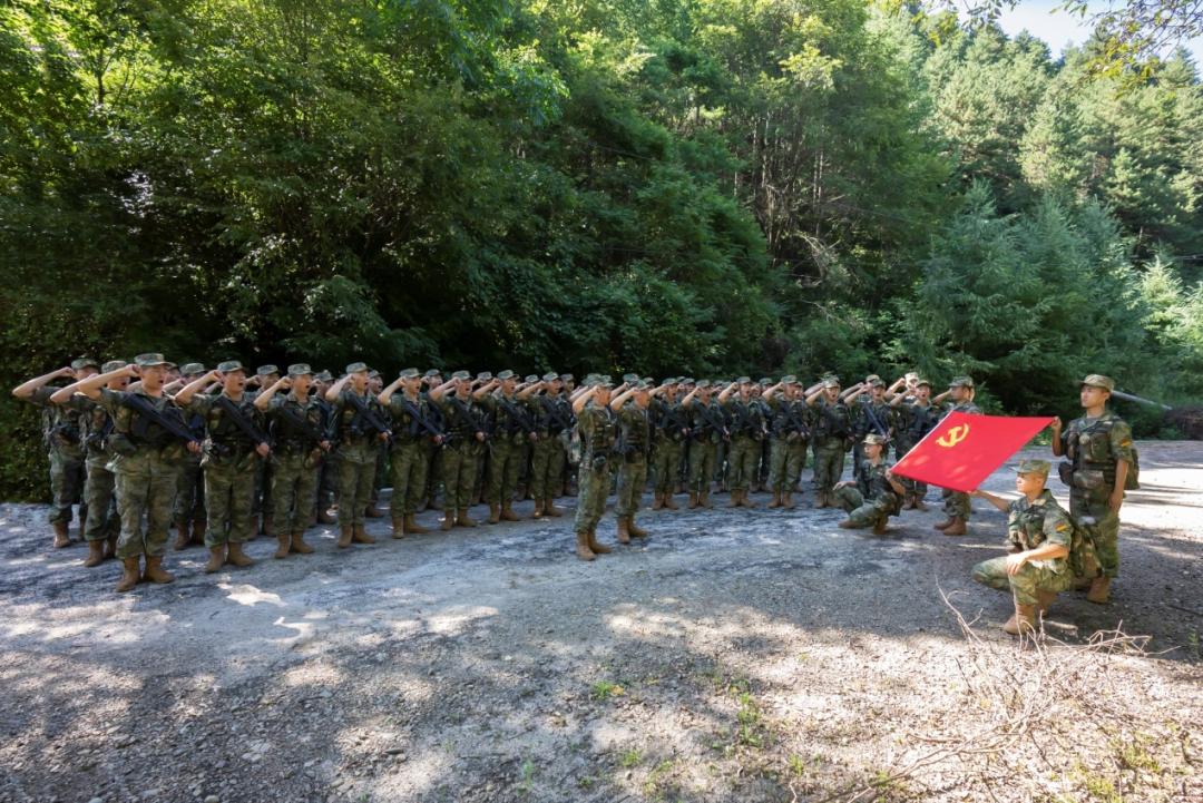 A Brigade of the Rocket Army launches a battalion: officers and ...