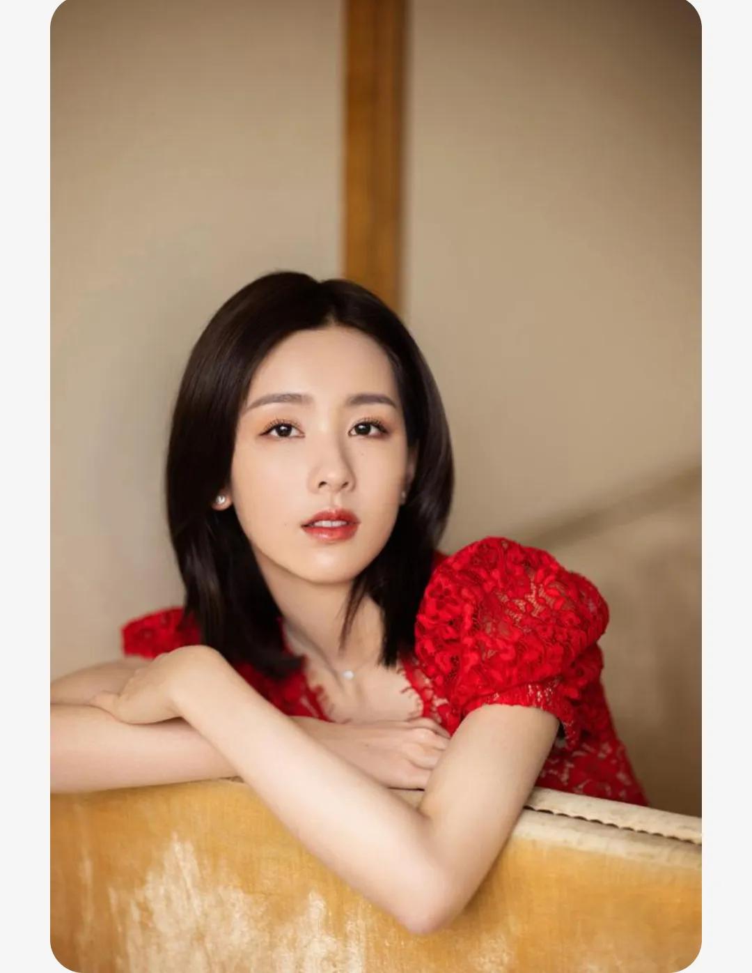 The glamorous beauty "Chen Douling" has a fresh and sweet appearance ...