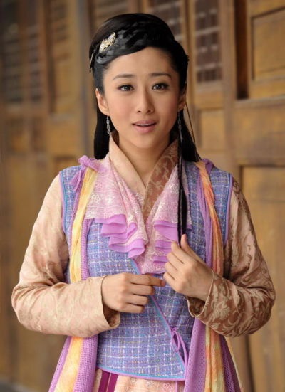 Liu Sitong: He looks exactly like Li Bingbing, made his debut in "Xiao Shiyi Lang", and has a ...