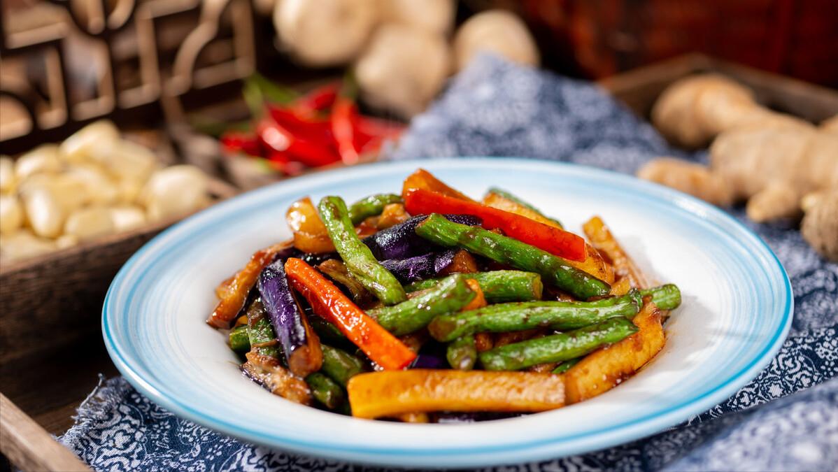 10 Northeastern dishes that conquer foreigners - iNEWS