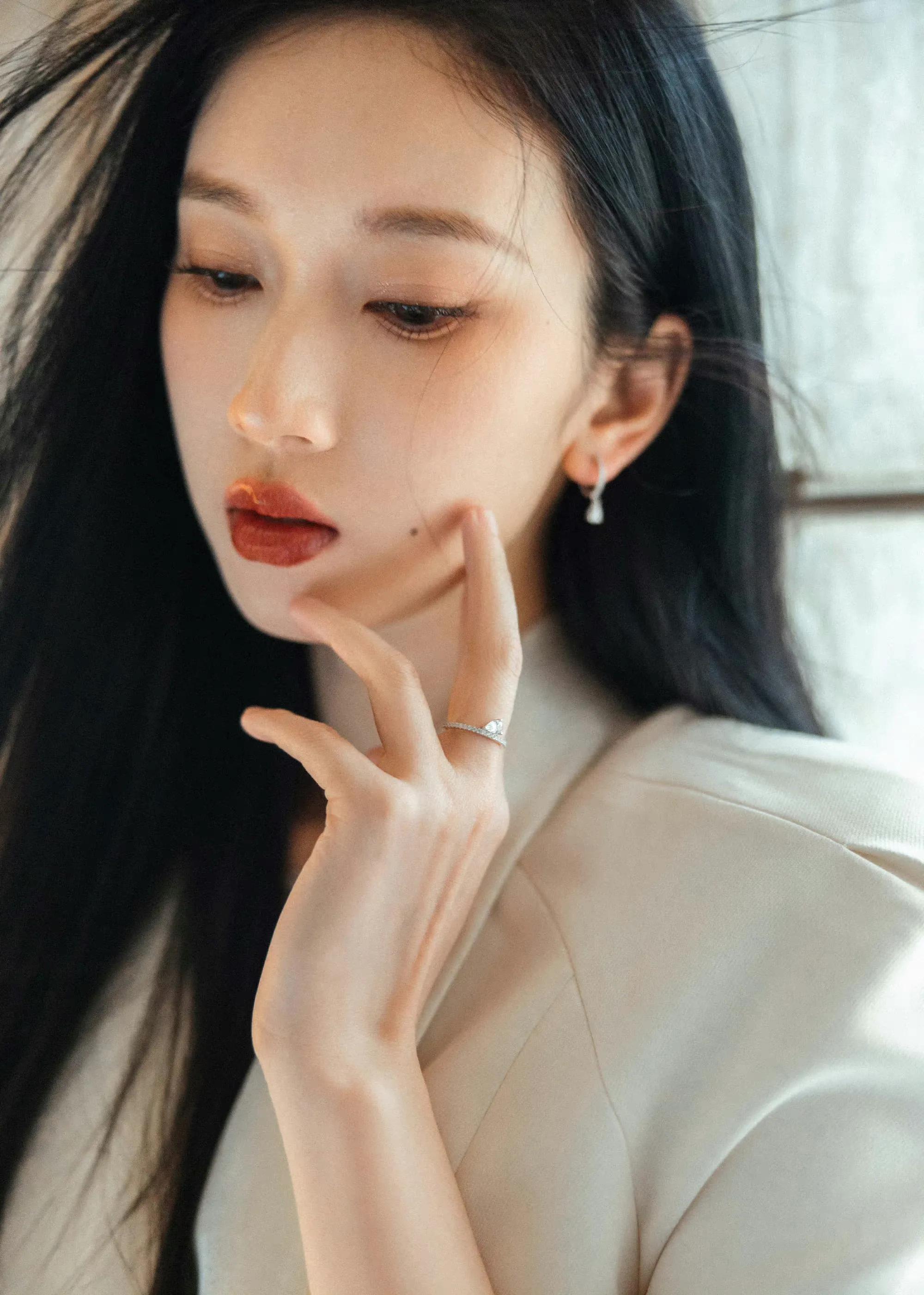 Liu Lingzi is so beautiful - iNEWS