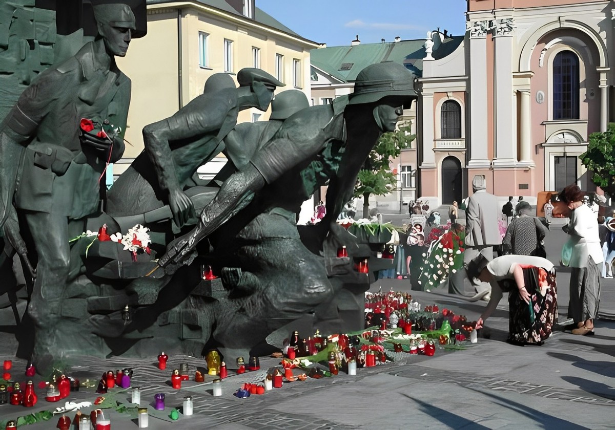 Did Poland give up resistance after it was partitioned during World War ...