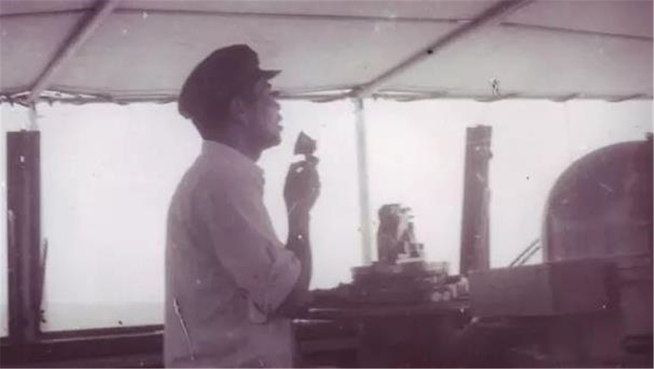 Direct attack on the Sino-Vietnamese Chigua Reef naval battle in 1988 ...