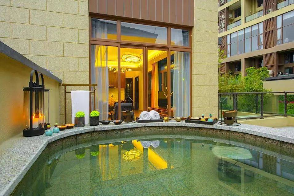 Too introverted!Guangzhou Golden Leaf Hot Spring Villa, the four ...