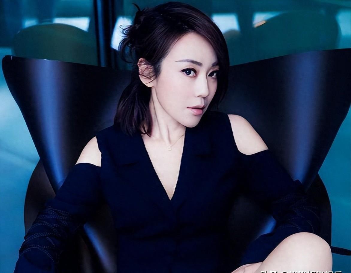 Yan Ni stopped hiding it and confessed that she has a special relationship with Chen Kun. It ...