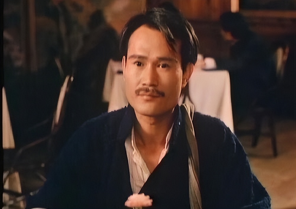 "Zombie Supreme": Uncle Ying was besieged by ghosts, so he spent money ...