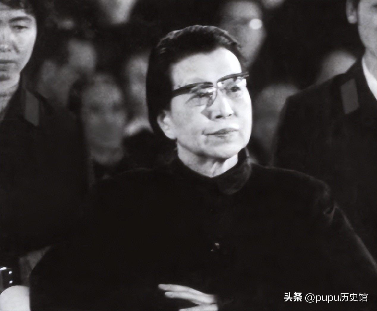 Jiang Qing's life in prison: unruly, evading labor to make dolls ...