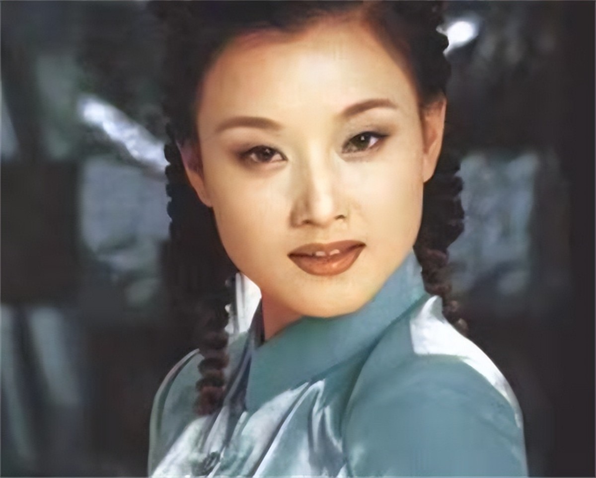 National first-class actor Song Zuying, who has been married for 13 ...