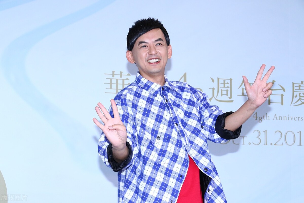 Huang Zijiao, who only became a father at the age of 50, felt helpless ...