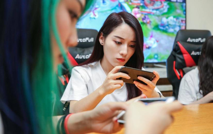 The mainland has approved domestic and imported game version numbers again. Tencent and Netease ...