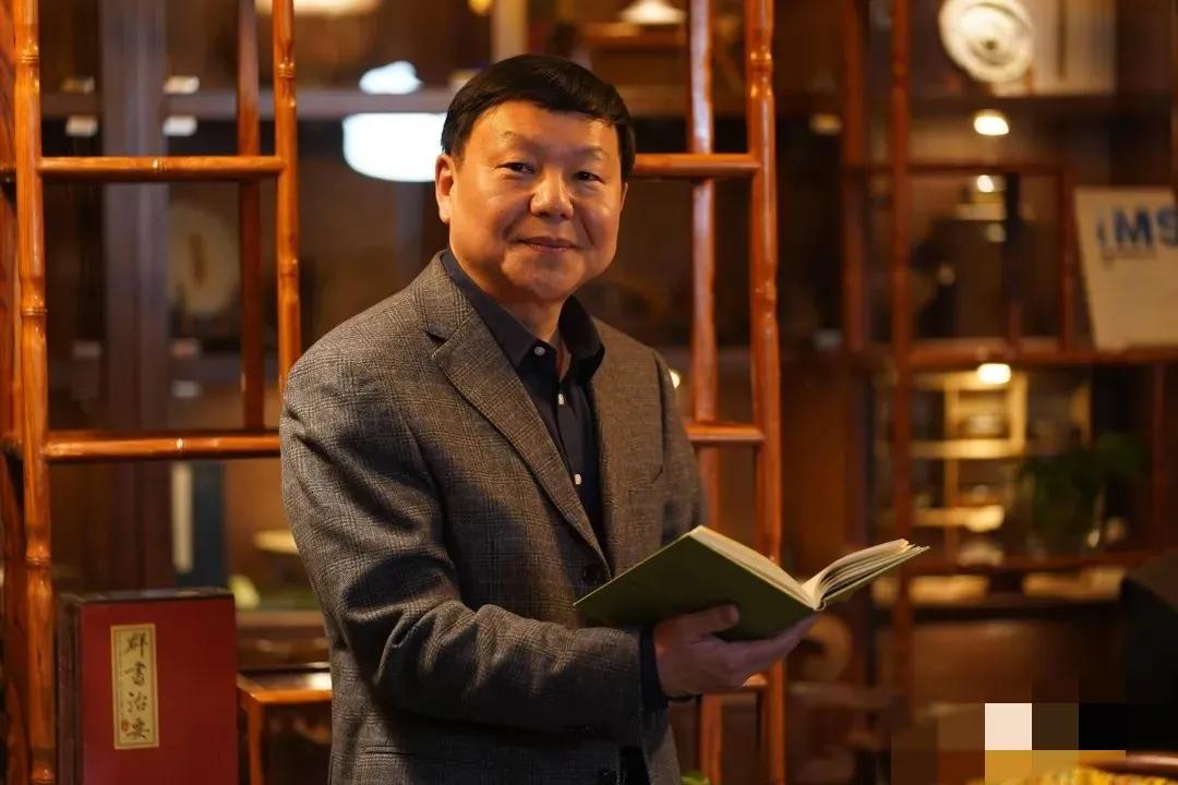 Xu Hong: Liangzhu, Yin Ruins, Sanxingdui: Great Sites Witness Great ...