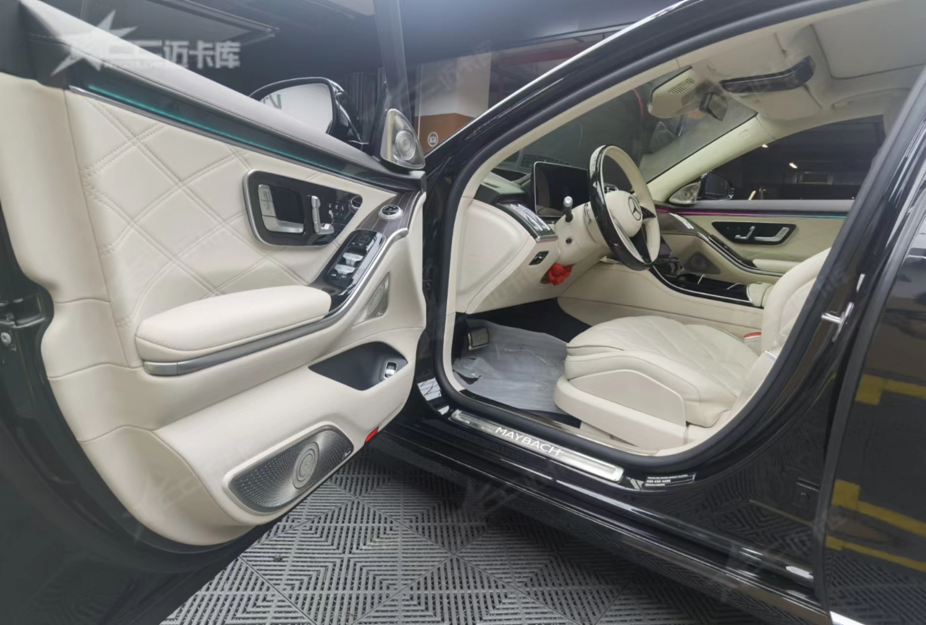 Unparalleled luxury! Maybach S480 Upgrade S680 Part 3: Leather door ...