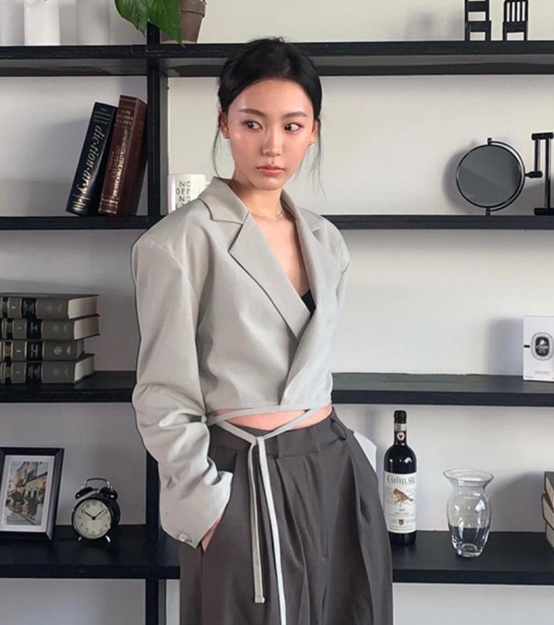 The cool ns fashion blogger seonhye looks domineering lady minimalist ...